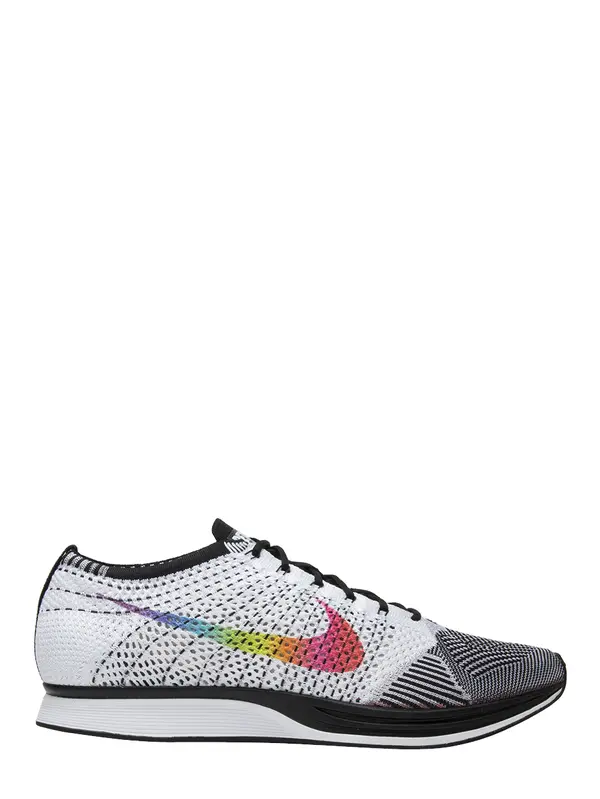 Nike Flyknit Racer 'be True' Sneakers - White