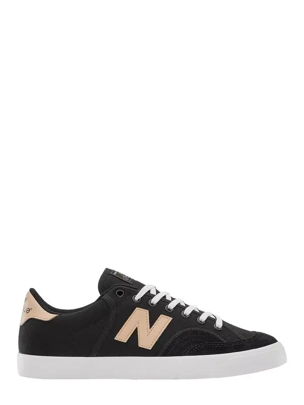 NEW BALANCE Numeric 212 Sneakers - Black