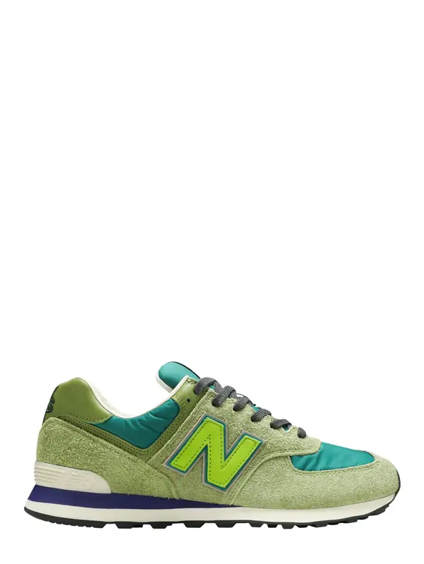 NEW BALANCE Stray Rats X 574 Sneakers - Green