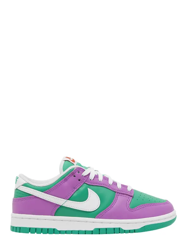 Nike Wmns Dunk Low Sneakers - Green