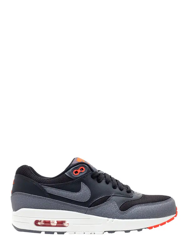 Nike Max 1 Essential Sneakers - Black