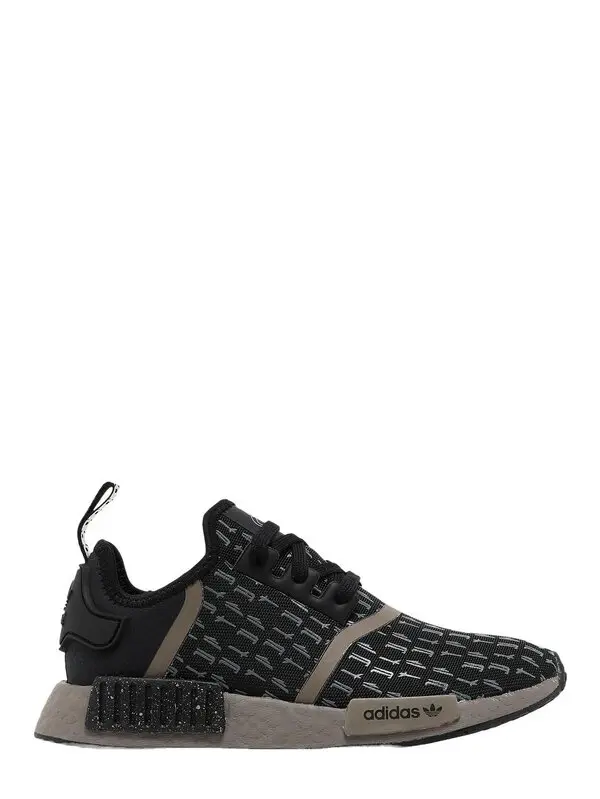 Adidas Star Wars Nmd_r1 'the Mandalorian' Sneakers - Black