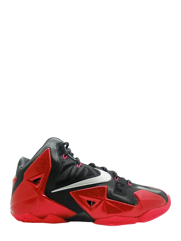 Nike Lebron Xdr 'heat Away' Sneakers - Black