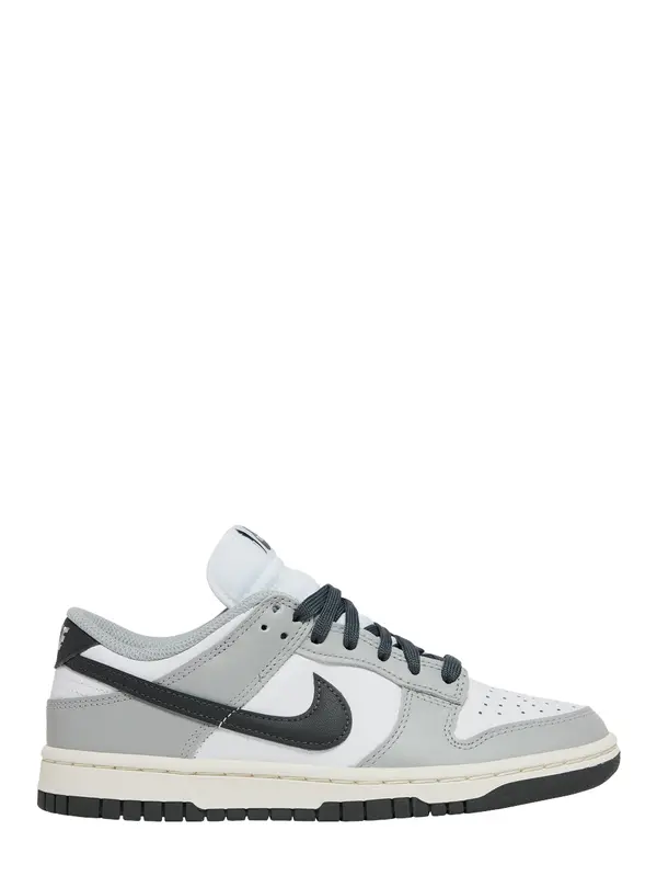 Nike Dunk Low Sneakers - Grey