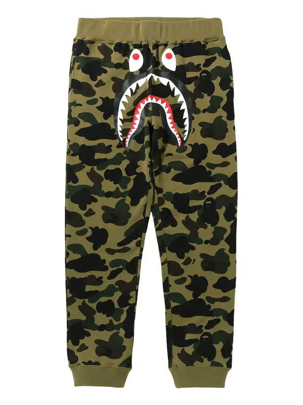 A BATHING APE 1st Camo Shark Slim Sweatpants - Green