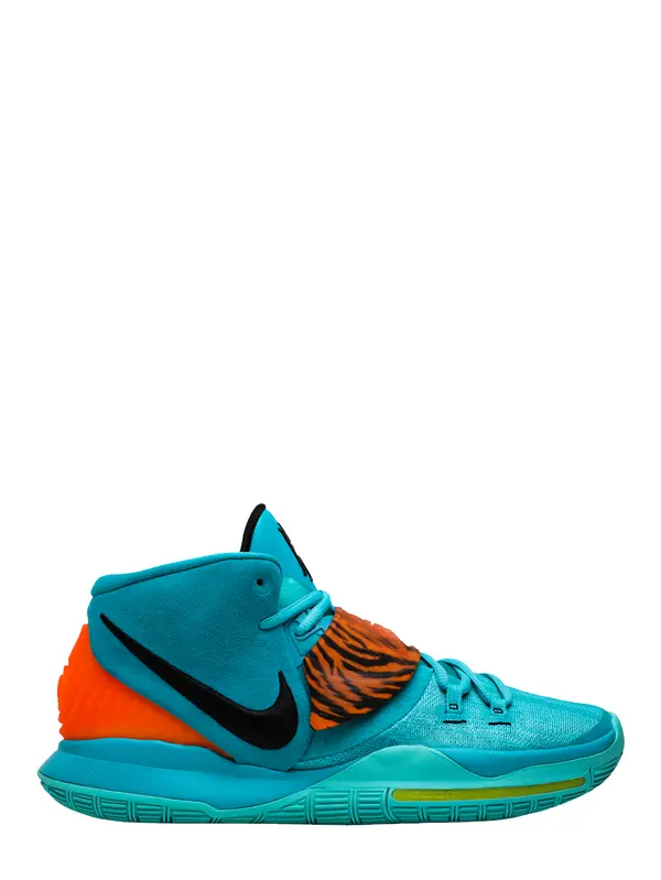 Nike Kyrie Sneakers - Blue