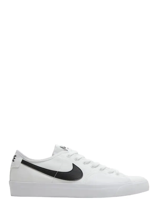 Nike Blazer Court Sb Sneakers - White