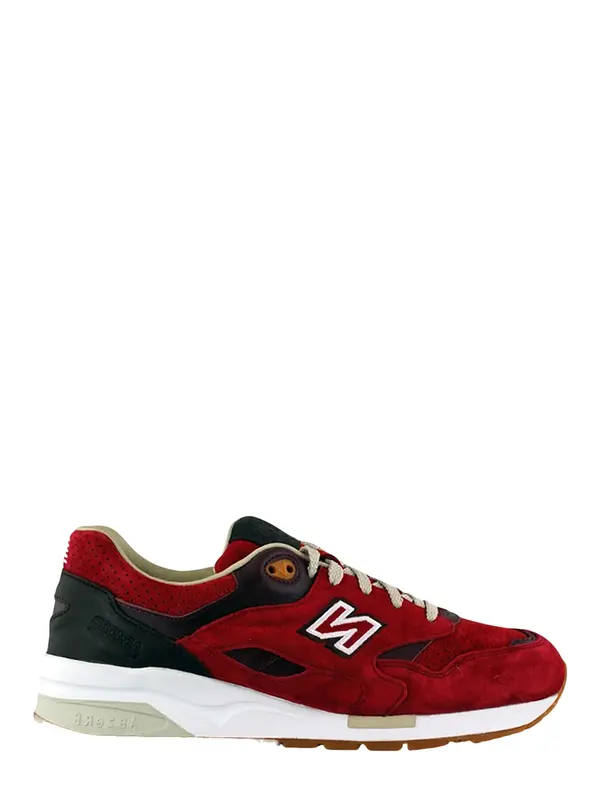 NEW BALANCE 1600 Sneakers - Red