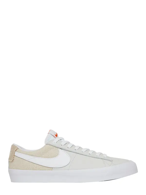 Nike Zoom Blazer Low Pro Gt Iso Sb Sneakers - White