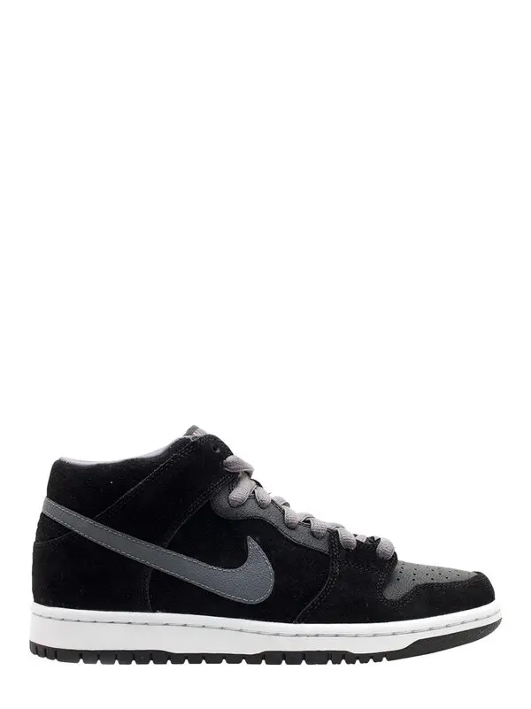 Nike Dunk Mid Pro Sb Sneakers - Black