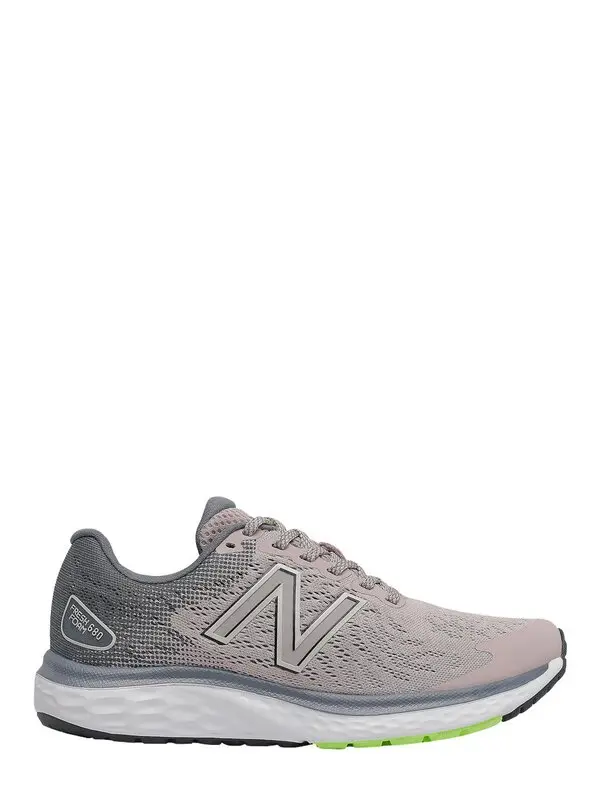 NEW BALANCE Fresh Foam 680v7 Sneakers - Brown