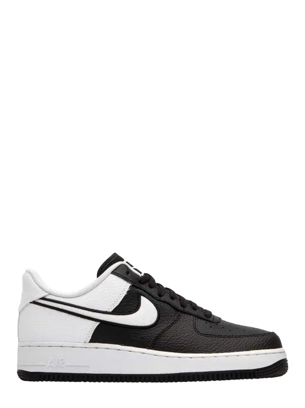 Nike Air Force 1 Low '07 Lv8 Sneakers - Black