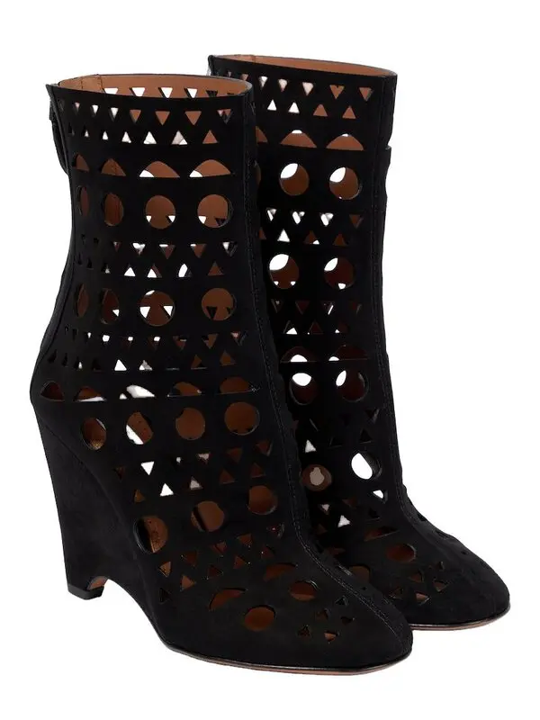 Alaïa Vienne Suede Wedge Ankle Boots - Black