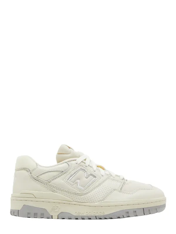NEW BALANCE 550 Sneakers - White