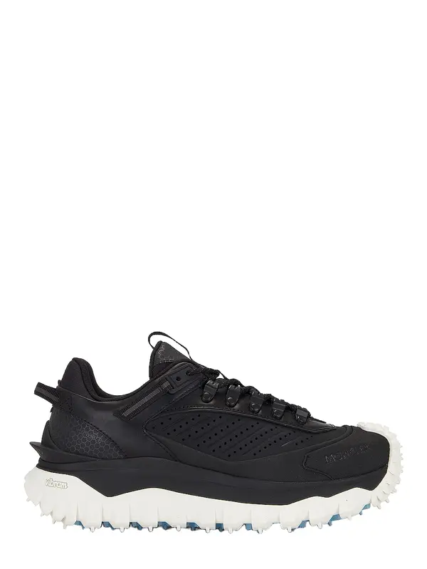 Moncler Trailgrip Gtx Low Top Sneakers - Black