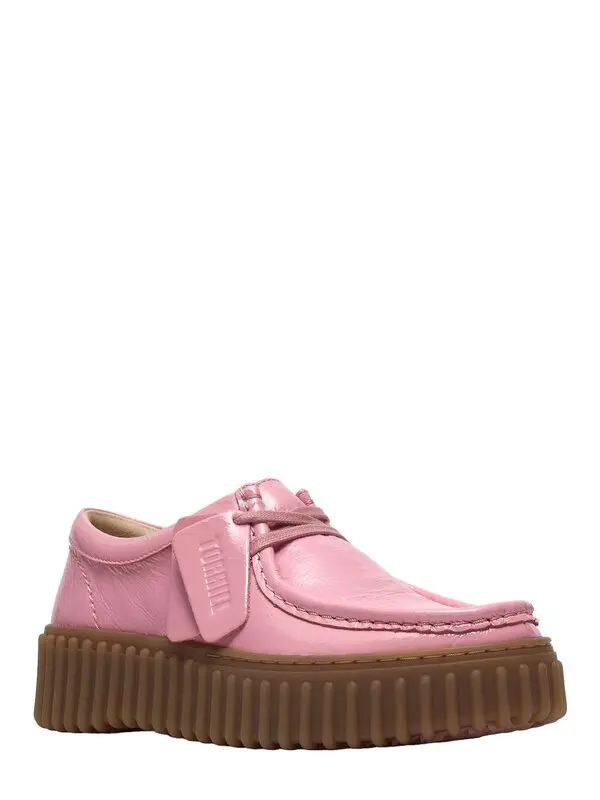 Clarks Torhill Bee Chukka Sneaker - Pink Pat