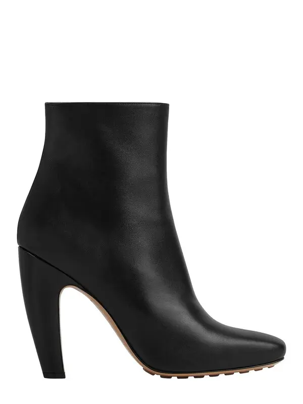 Bottega Veneta Calfskin Canalazzo Ankle Boots 100 - Black