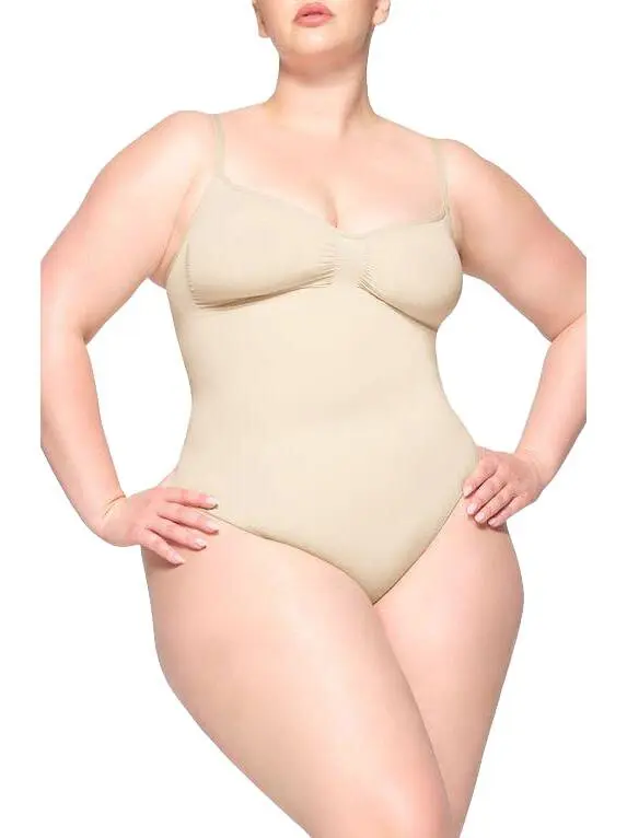 SKIMS Seamless Sculpt Thong Bodysuit - Sand
