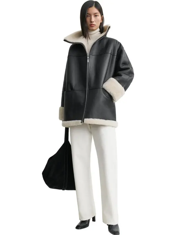 TOTEME Signature Shearling Jacket - Black,off-white