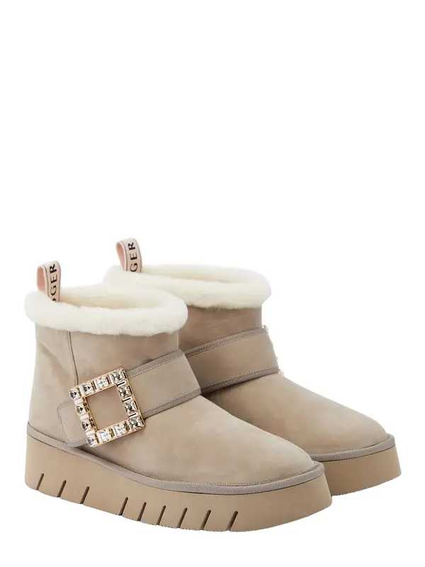ROGER VIVIER Viv' Winter Ankle Boots - Beige