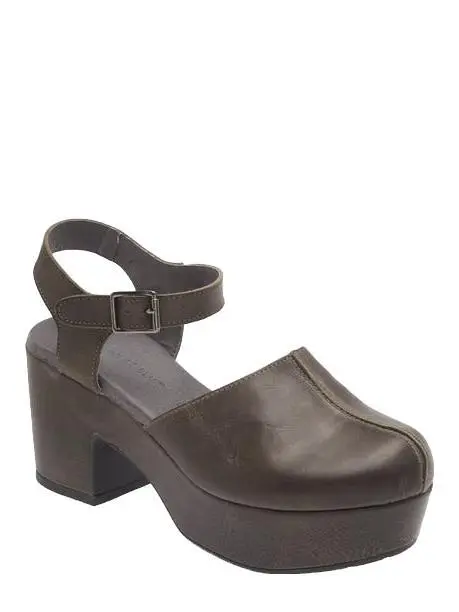 CHOCOLAT BLU Gabrielle Platform Clogs - Olive Leather