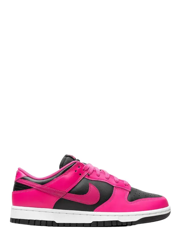 Nike Dunk Low Sneakers - Pink