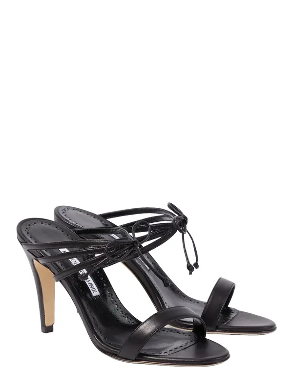 Manolo Blahnik Bomasan 90 Leather Mules - Black