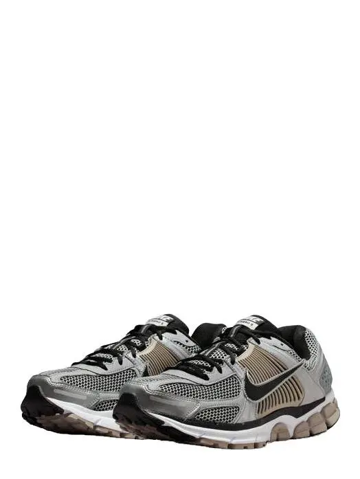 Nike Zoom Vomero Sneakers - 007 M Silv/black