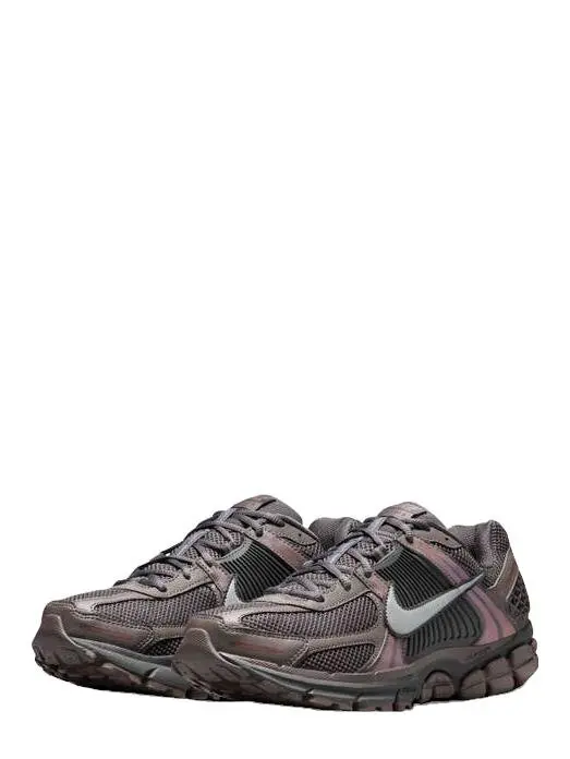 Nike Zoom Vomero Sneakers - Cave Stone/ Metallic Silver