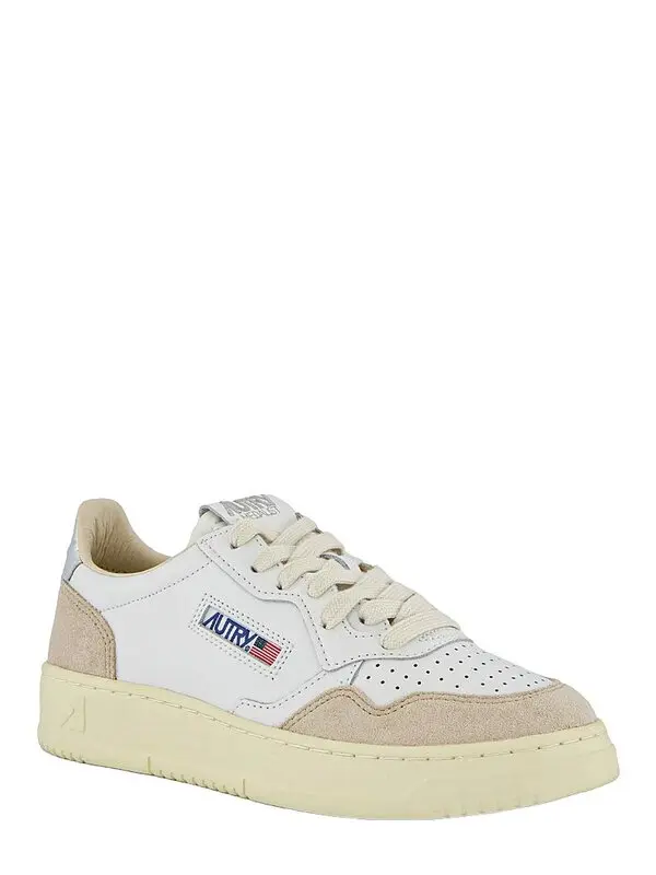 AUTRY Medalist Low Top Sneakers - White/silver
