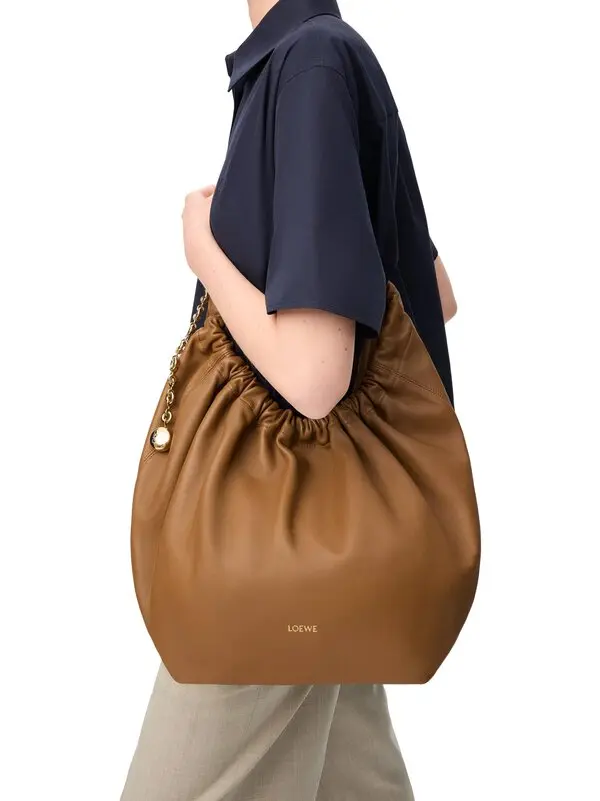 Loewe Squeeze Bag - Oak