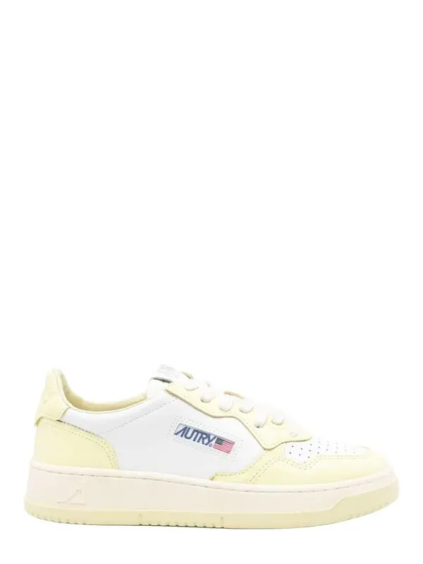 AUTRY Medalist Leather Sneakers - White