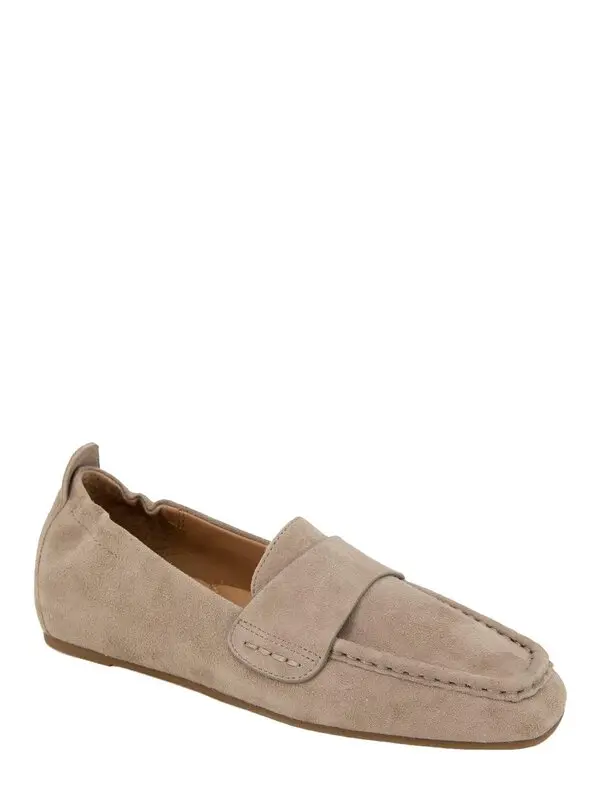 Gentle Souls By Kenneth Cole Leather Loafer - Mushroom Suede