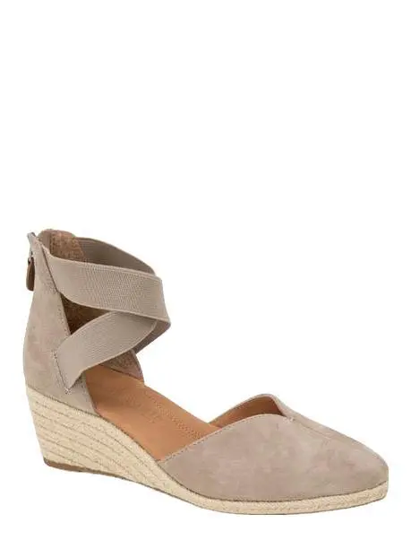 Gentle Souls By Kenneth Cole Orya Espadrille Wedge Sandal - Mushroom Suede