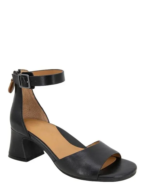 Gentle Souls By Kenneth Cole Iona Block Heel Sandal - Black Leather