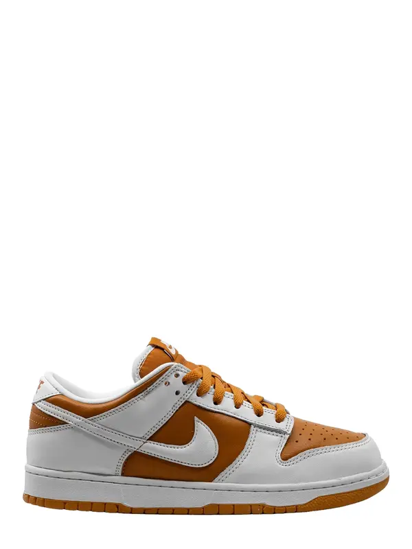 Nike Dunk Lace-up Sneakers - Orange