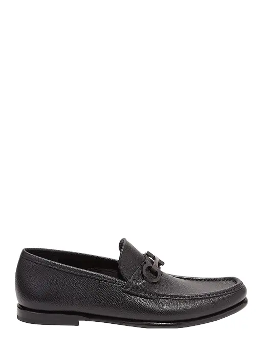 FERRAGAMO Moccasin With Gancini Ornament - Black