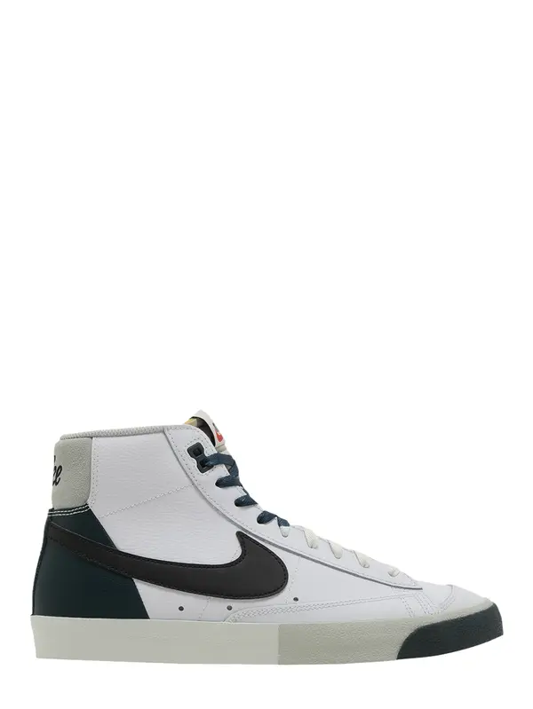 Nike Blazer Mid '77 Premium 'remix' Sneakers - White