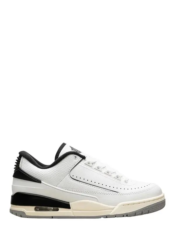 JORDAN 2/3 - White/black/sail
