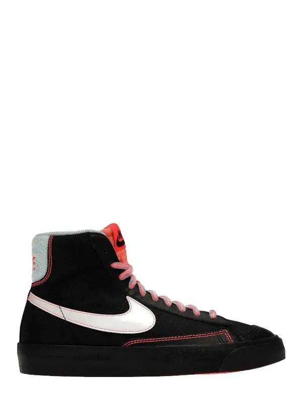Nike Blazer Mid '77 Sneakers - Black/white/flash