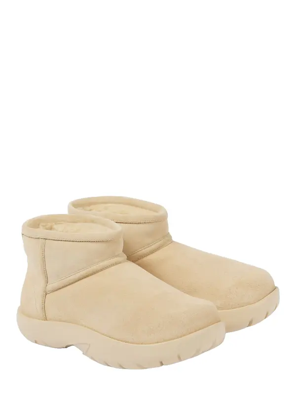 Bottega Veneta Snap Mini Shearling-lined Ankle Boots - Beige