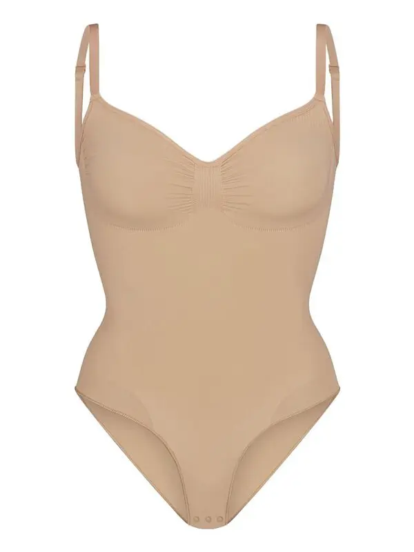 SKIMS Seamless Sculpt Brief Bodysuit - Clay