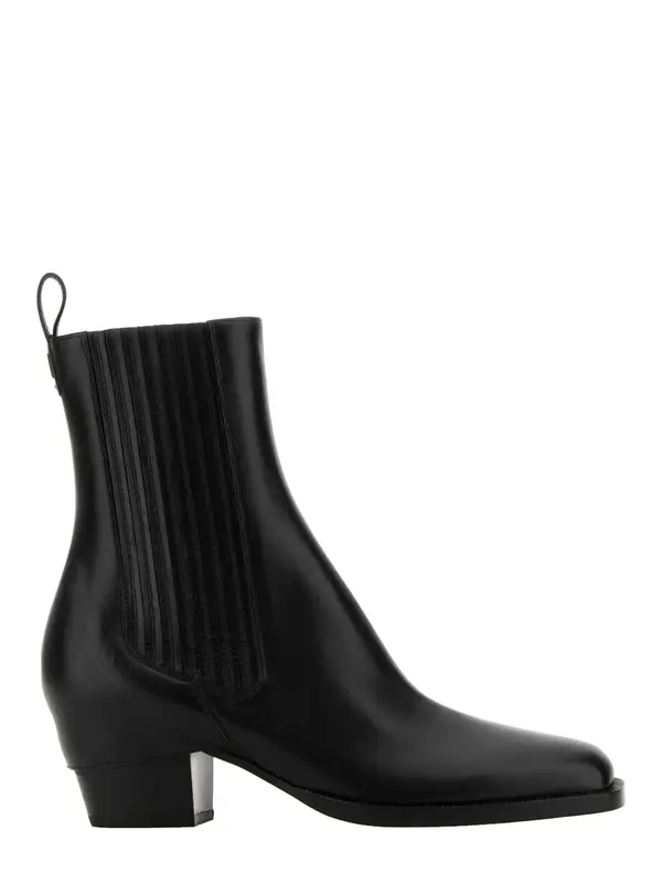 Fendi Leather Ankle Boots - Black