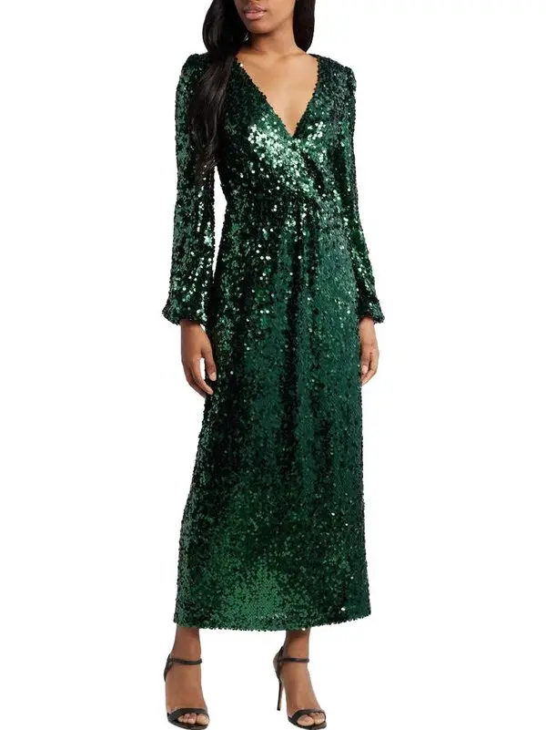 WAYF The Carrie Sequin Long Sleeve Gown - Emerald