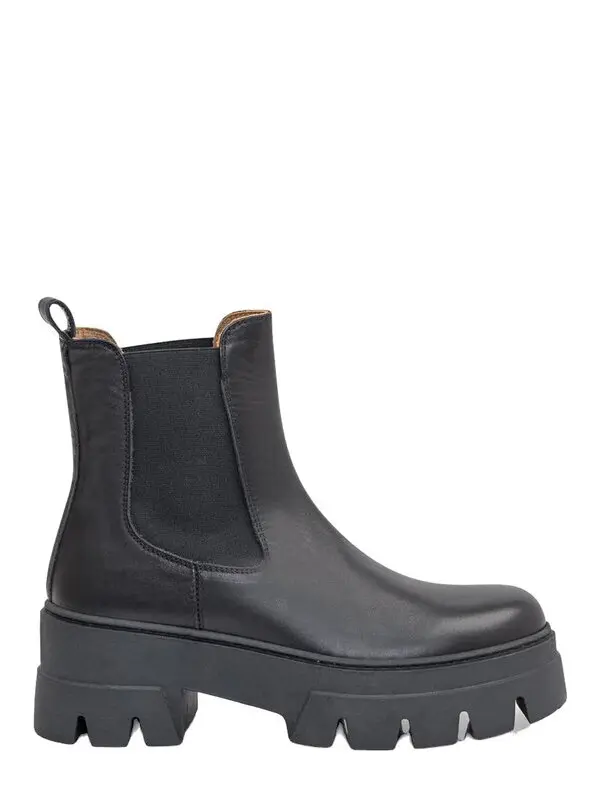 ENNEQUADRO Leather Chelsea Boots - Black
