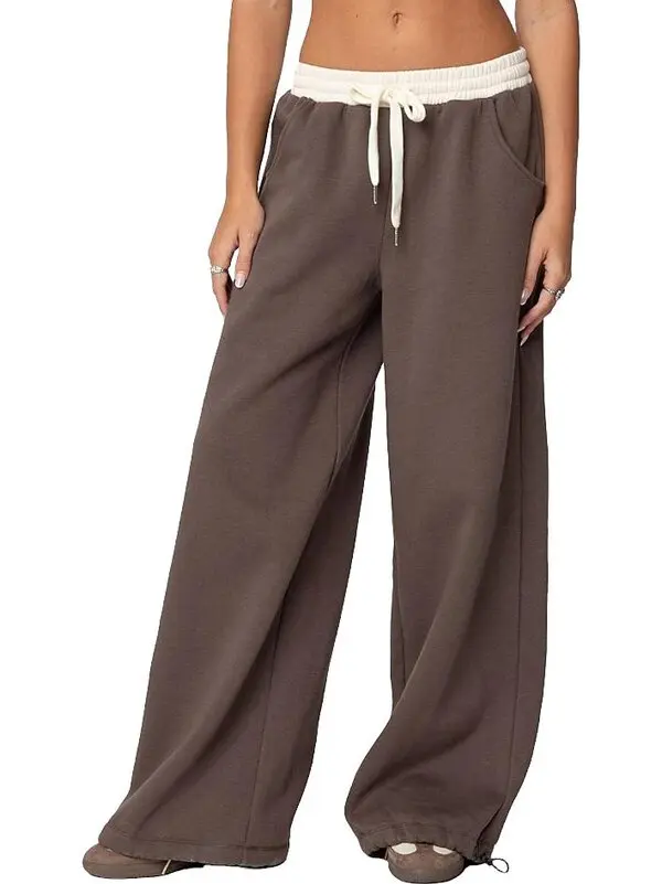 EDIKTED Mikki Wide Leg Sweatpants - Brown
