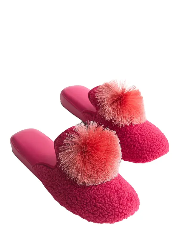 VERA BRADLEY Wicked Pom Slippers - Pink