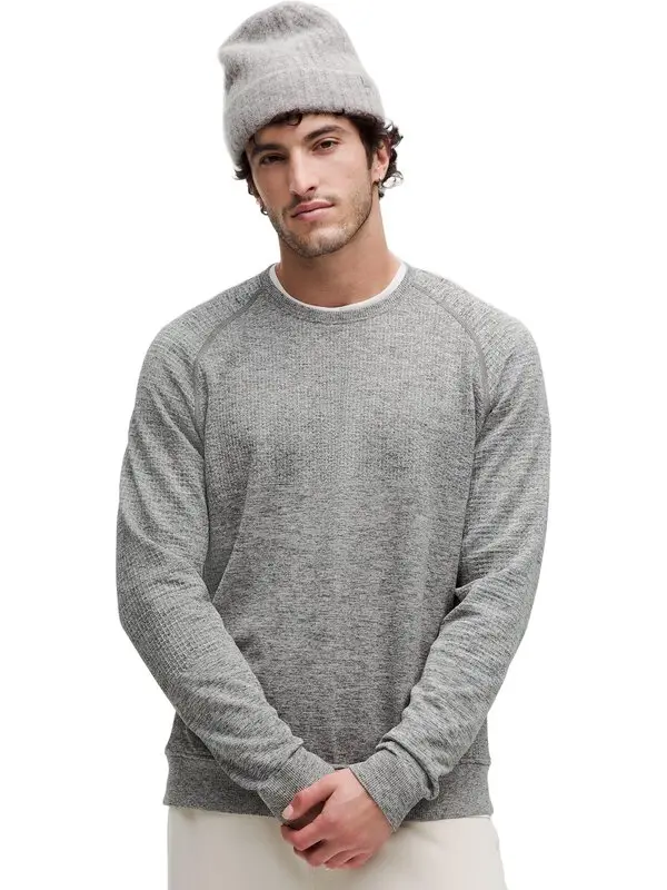 Lululemon Engineered Warmth Long-sleeve Crew - Vapor/gull Grey/black