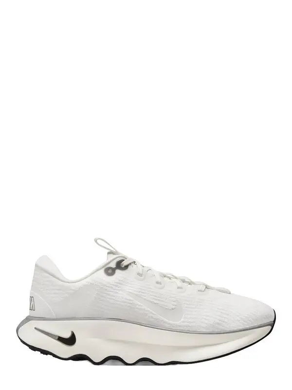 Nike Motiva Sneakers - Summit White/sail/black