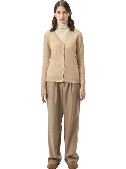Gobi Cashmere Essential Cashmere V-neck Cardigan - Beige